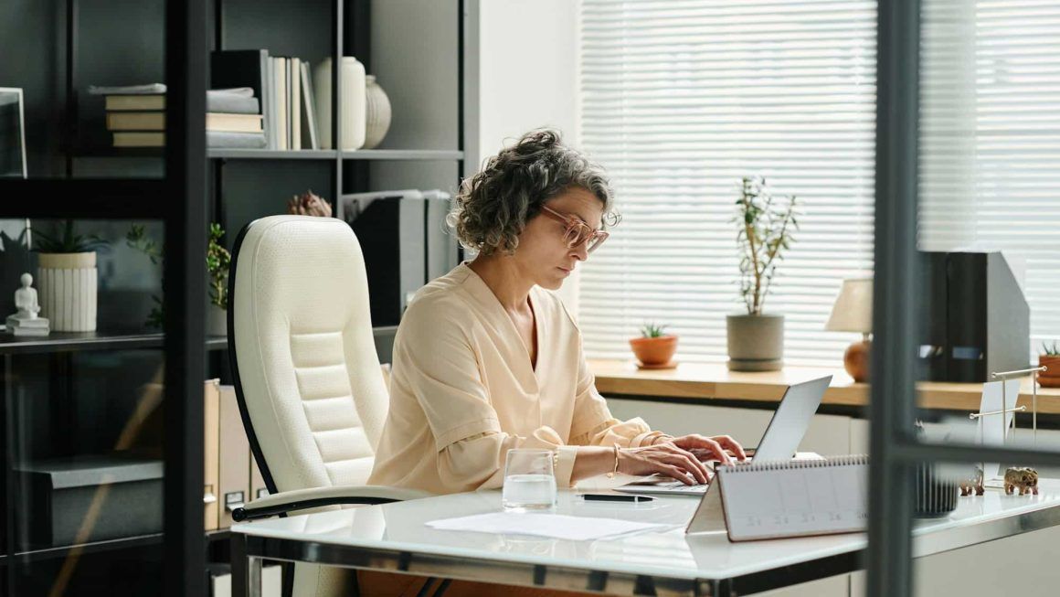 Apprendre le secrétariat bureautique : comment faire